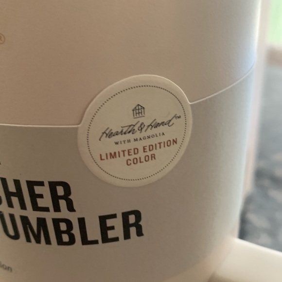 Stanley | Kitchen | Stanley 4 Oz Tumbler Hearth And Hand Magnolia ...